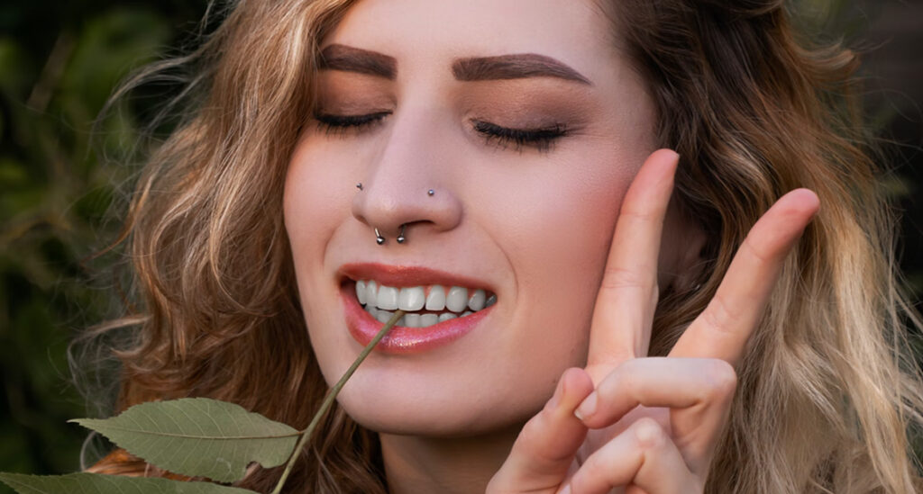 Cheek Dimple Piercing: Complete Guide with Models and Aftercare (2020)